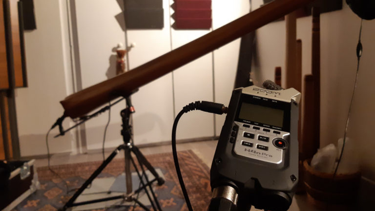 The origins of the didgeridoo: the Aborigines of Australia - Wakademy